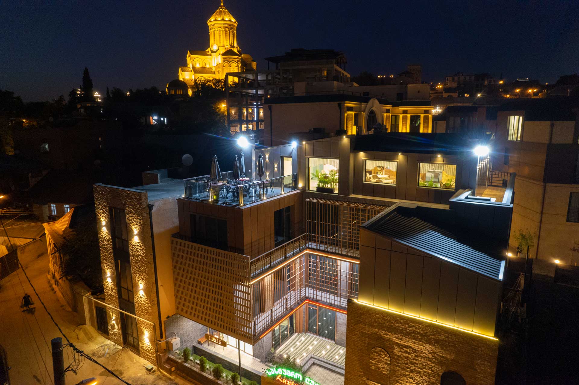 Home - luxinhotel.com